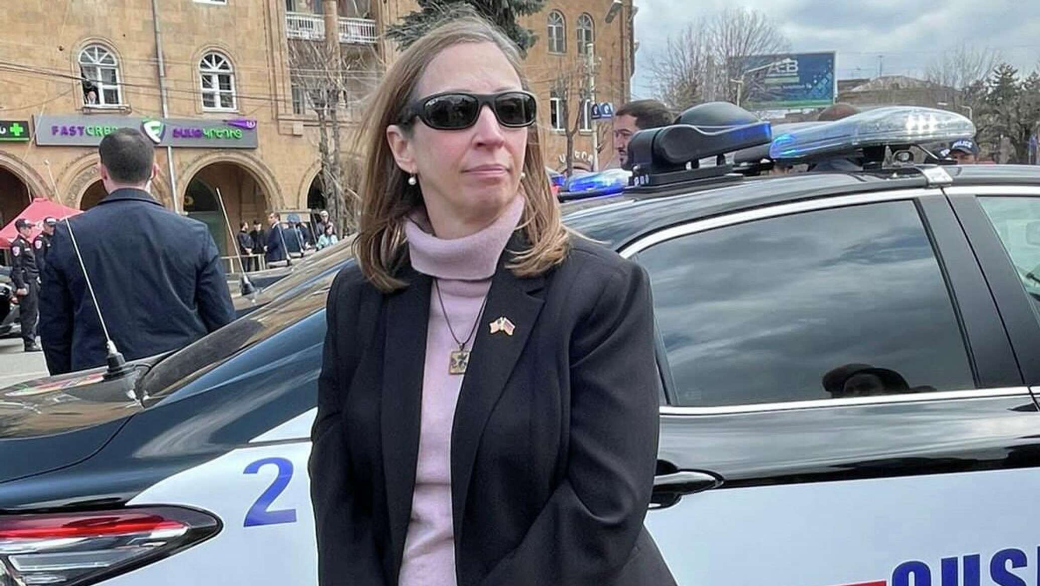 США представили кандидатуру Линн Трейси на пост посла в РФ - CNN