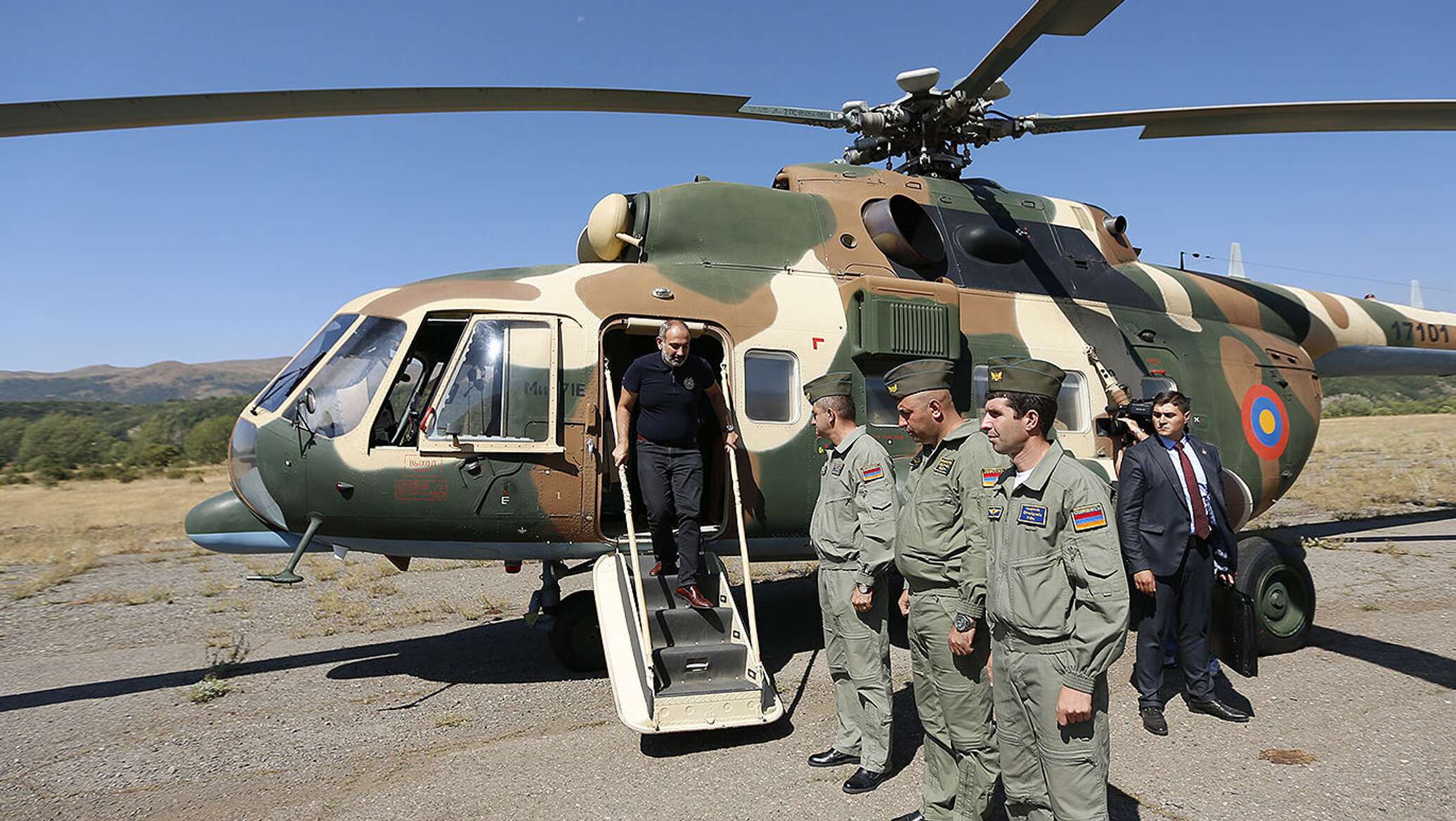 Пашинян поехал в Джермук: премьер показал фото из кабины вертолета - 23 ...