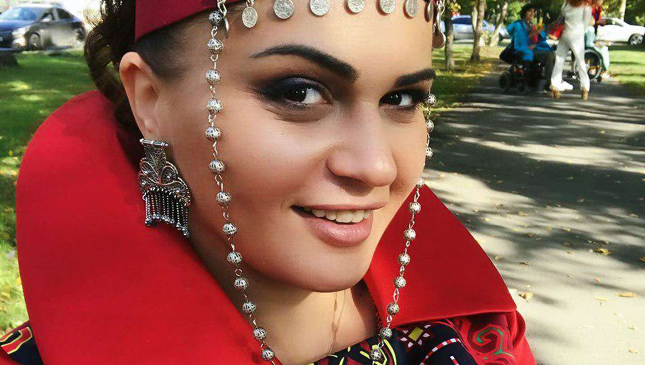 Армянка вышла в финал конкурса красоты среди девушек-колясочниц в ...