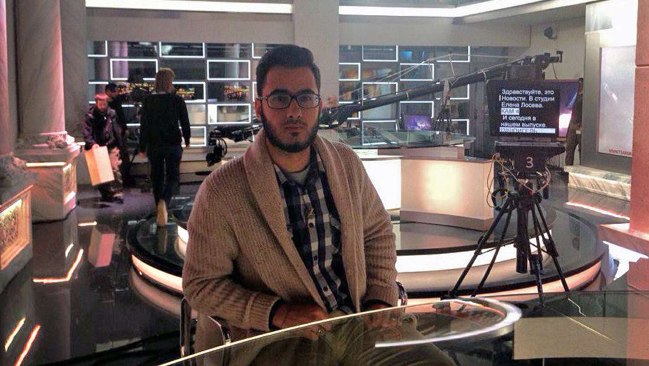 Аббас Джума: сирийские армяне идут в бой за Сирию с армянским флагом ...